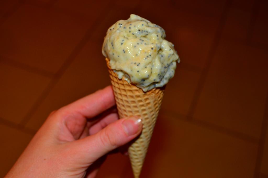The Clever Cook's Healthy Banana & Poppy Seed Ice Cream | firmus energy